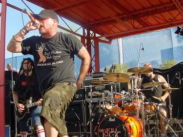 Dry Kill Logic concert photos : Jul 23, 2005 : Phoenix, AZ | ZRock